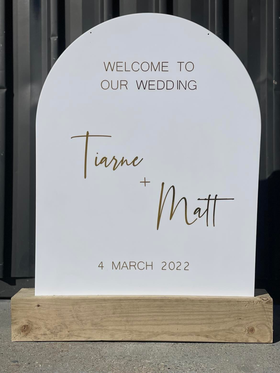 Personalised Acrylic Arch Signage with Base – Adelaide Wedding Hire